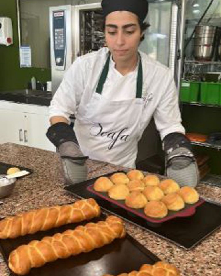 Level 2 Diploma in Food Preparation and Culinary Arts – Patisserie (Pro ...